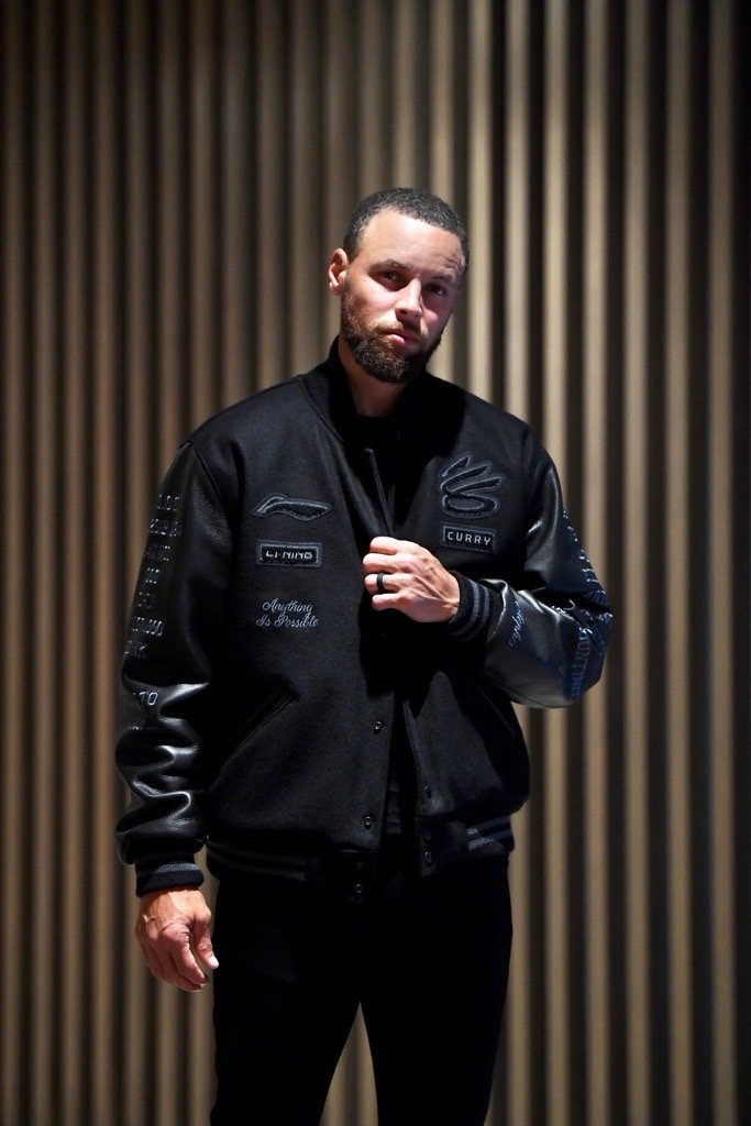 Steph Curry Turns Sneaker Free Agency Into a Li Ning Decade